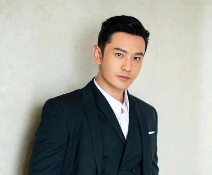 When 1.79m Huang Xiaoming and 1.80m Deng Chao are in the same frame: I ...