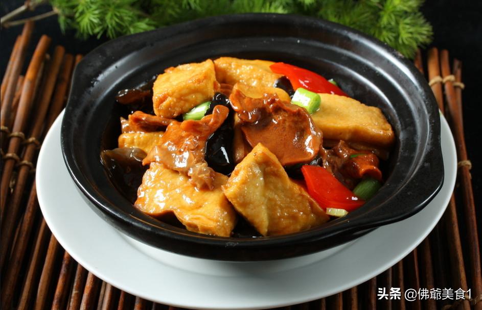 A pot of stew time in winter!Dongpo tofu is here - iNEWS