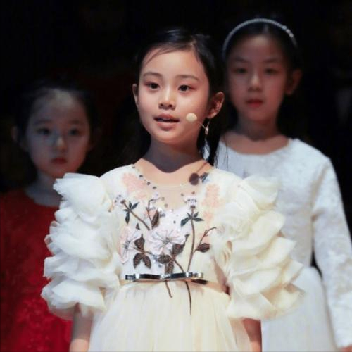 Tianxin looks like Li Xiaolu 20 years ago?Netizen: After seeing the ...