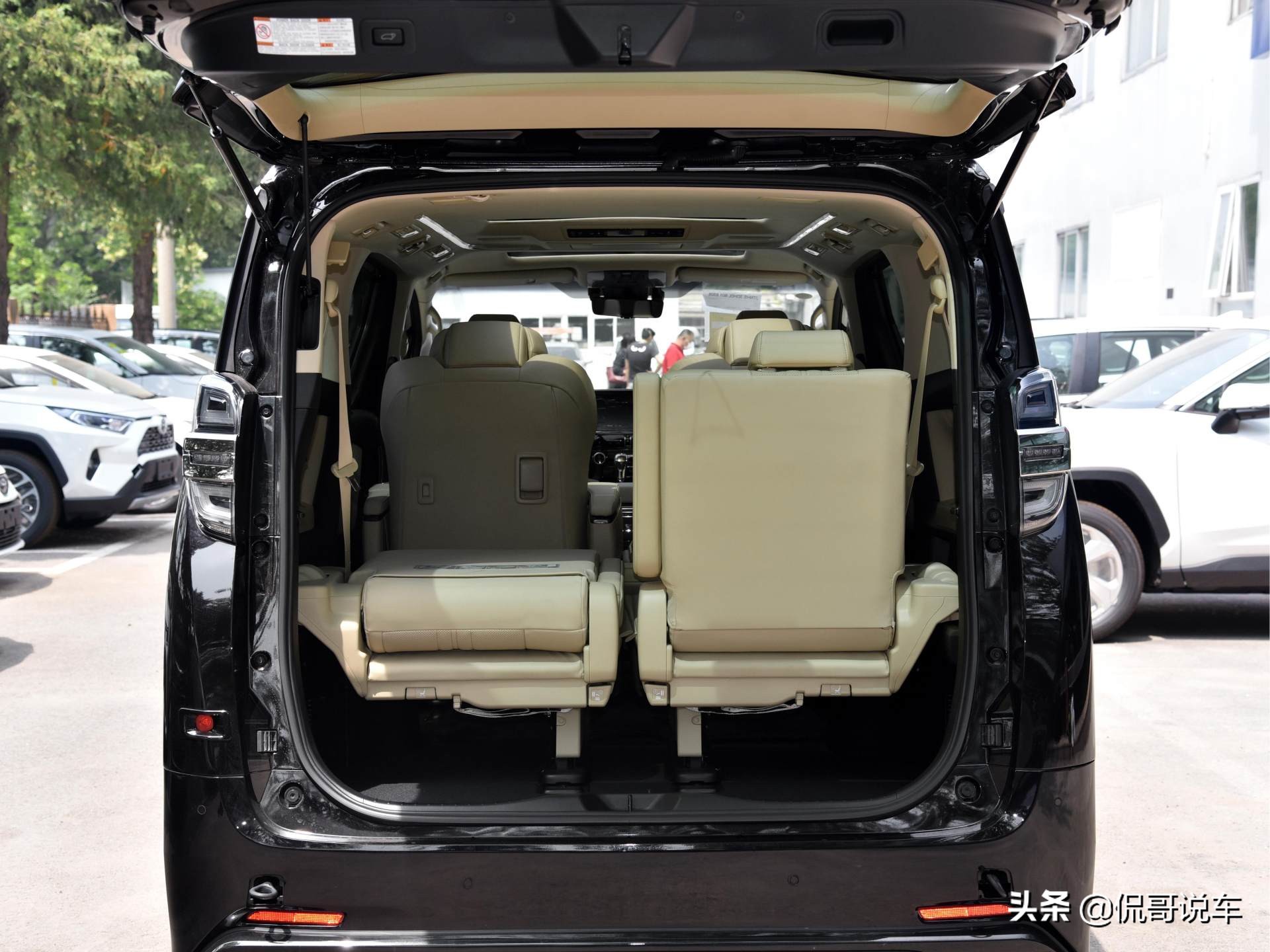 Four-wheel drive imported Japanese MPV does not yet increase the price ...