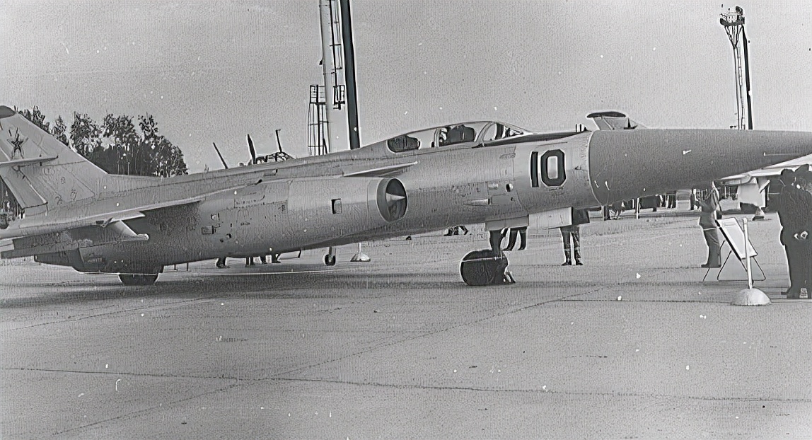 The interception modification of the Yak-28 bomber: Yak-28P - iNEWS