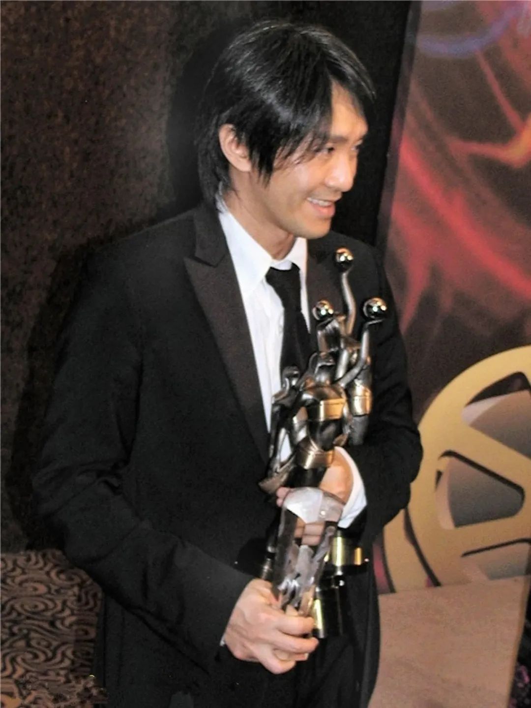 Self-directed and acted, and finally took the actor, who else besides ...