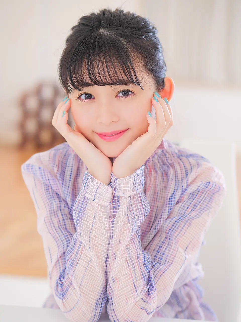 Kumada Rinka, plays the cold genius in the cold game, pure and charming ...