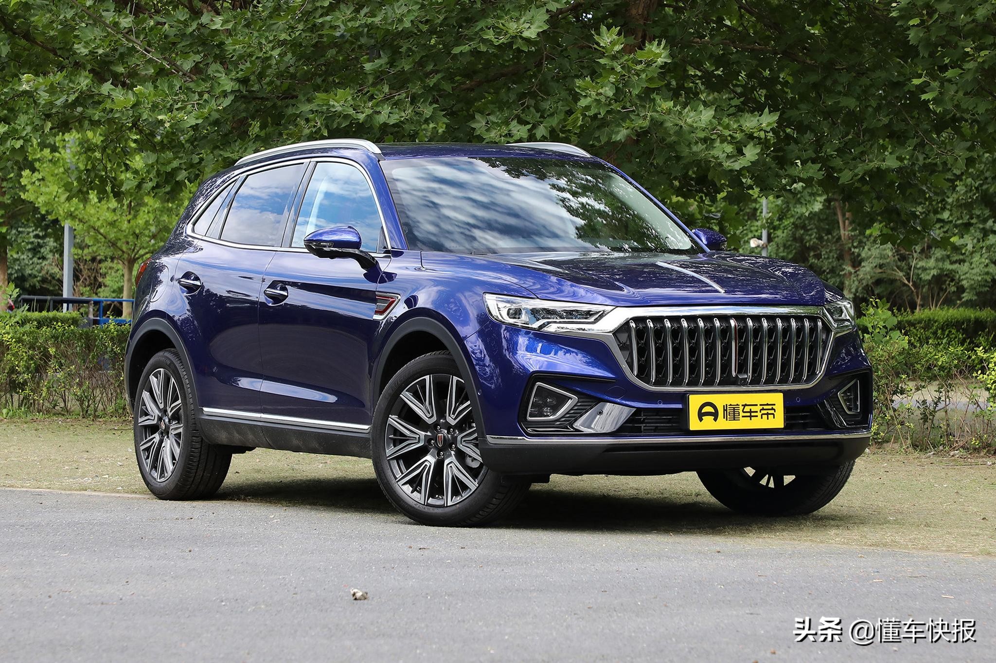 Do not have to rectify the capital or independent, Hongqi HS5 compared with Honda CR-V - iNEWS