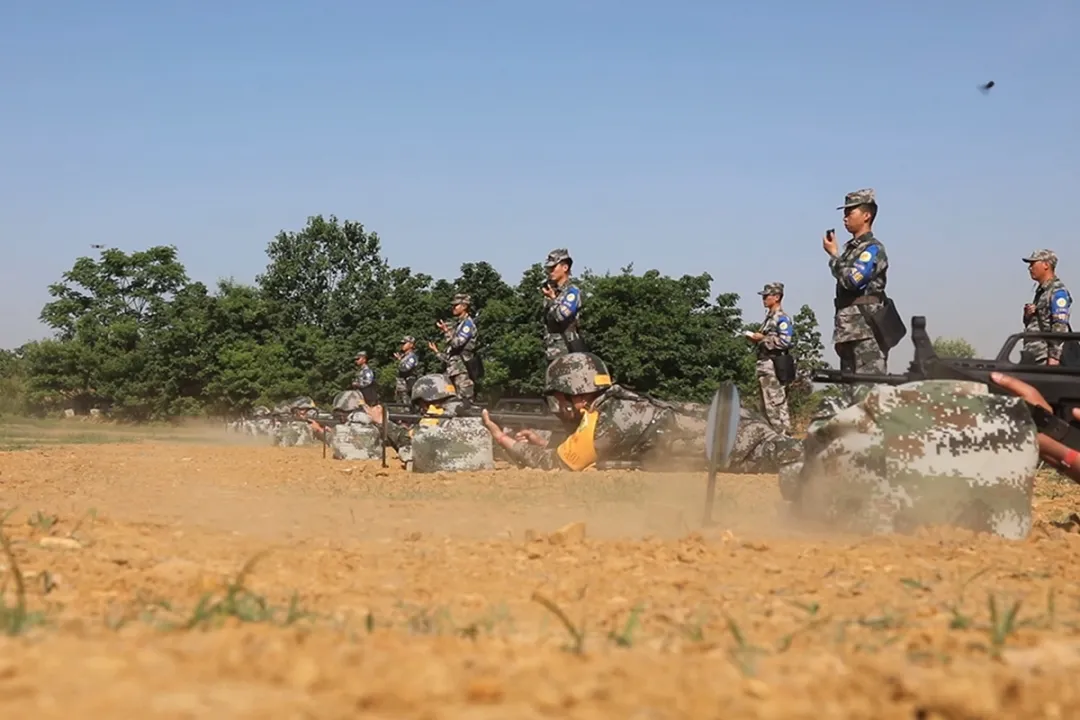 Jagged Report: I am the "Model Combat Company" of the 71st Army Wang ...