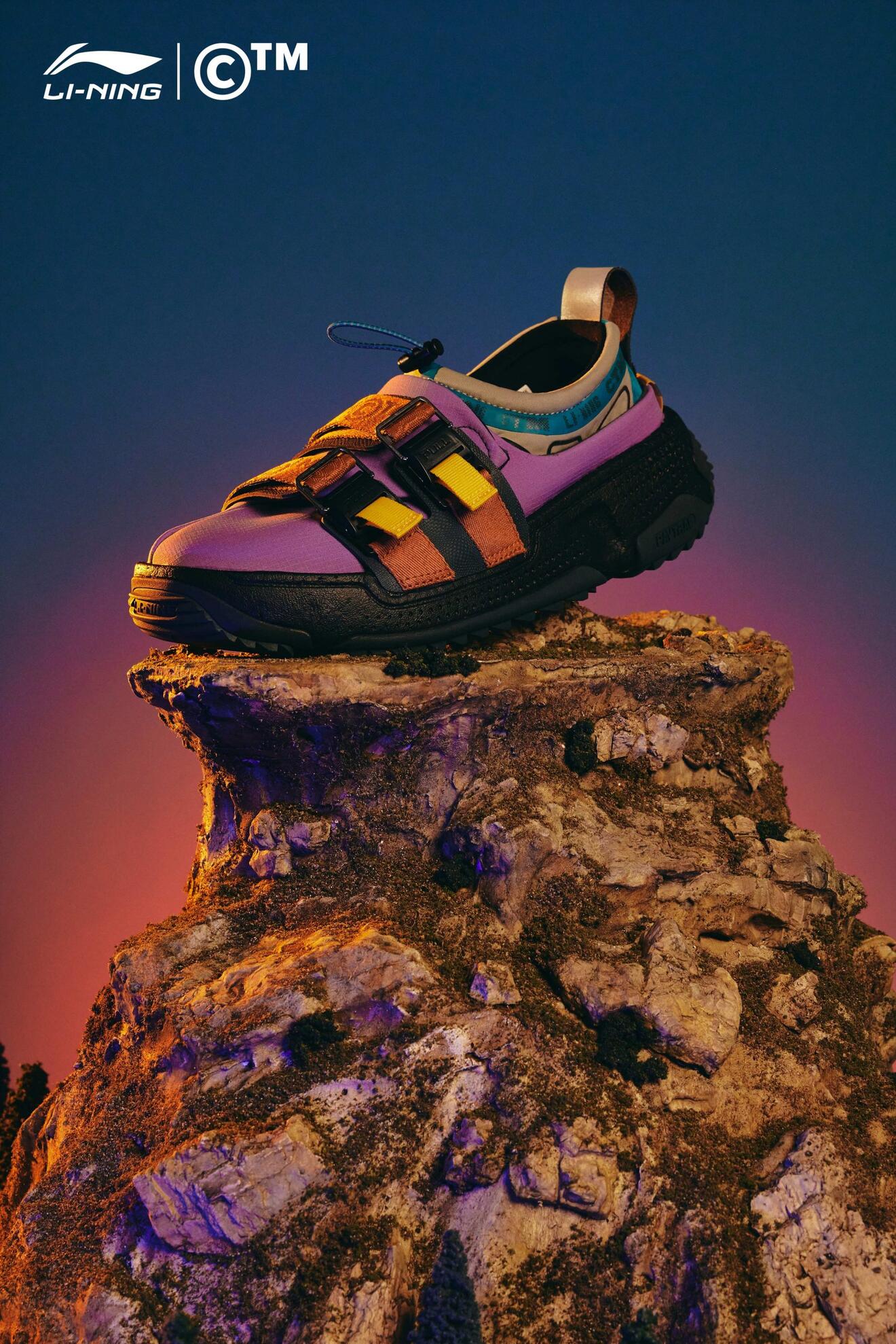 How does LI-NING x CHINATOWN MARKET shape the urban outdoor spirit? - iNEWS