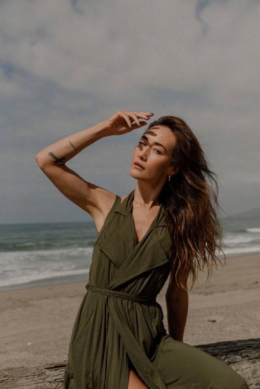 42 Year Old Maggie Q Is In Perfect Condition Honey Skin With A Green