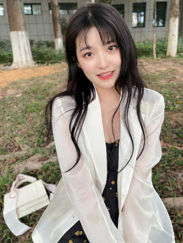 Brigitte Lin's "daughter" grew up so amazing!There is no difference in ...