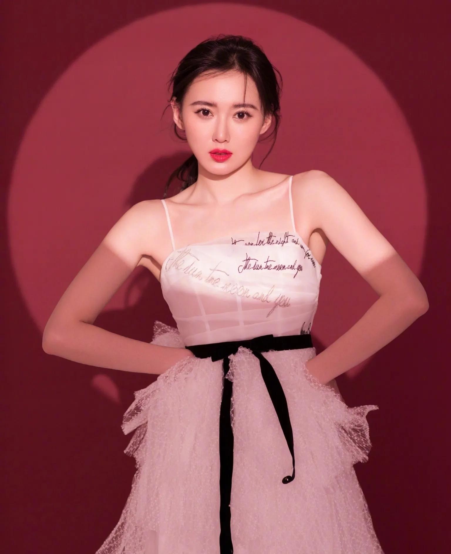 Changeable palette of colorful life Jiang Kaitong - iNEWS