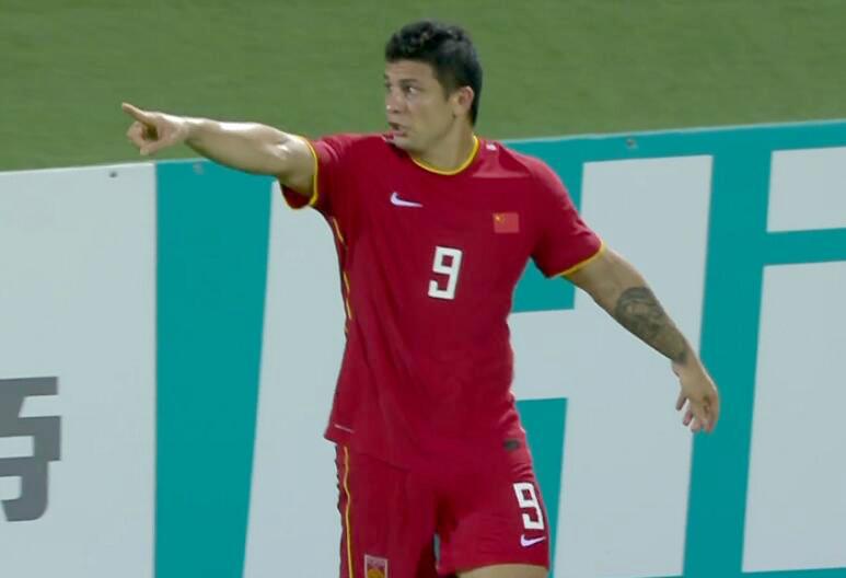 Li Tie's way of success: running + steals + Exon in the middle, three ...