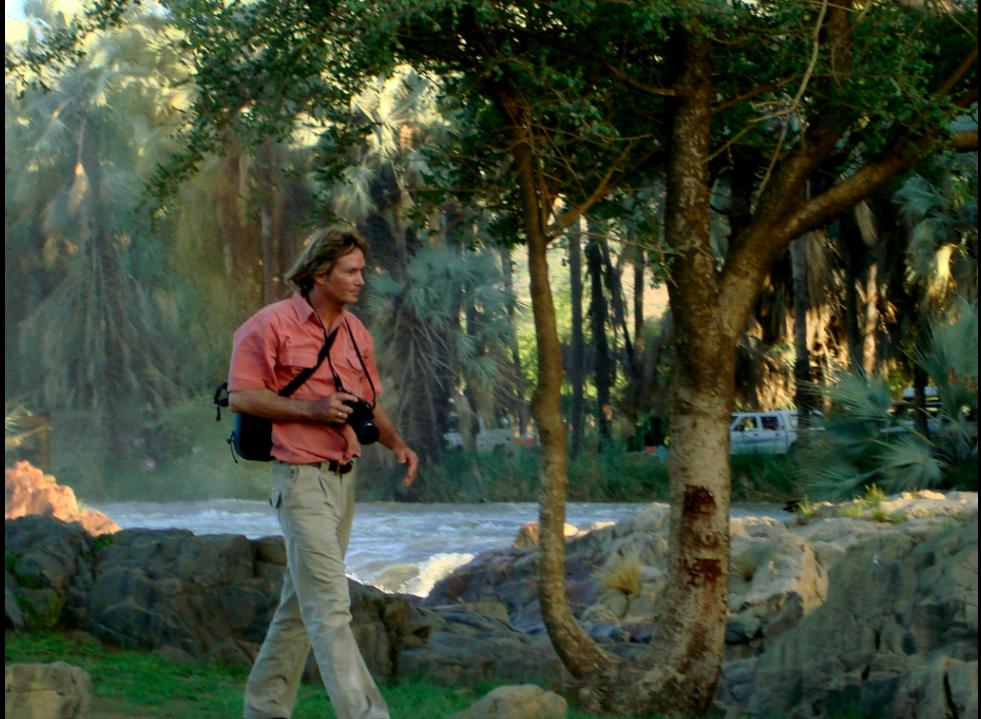 The world's No. 1 snake king, once lived with 36 of Africa's most ...