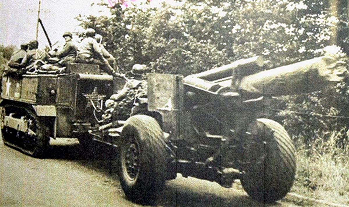 155mm Howitzer of American Artillery in World War II - iNEWS