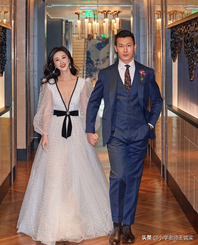 Zhu Zhu, she is Lan Xinjie in "The Rebel". She turned red with her body ...