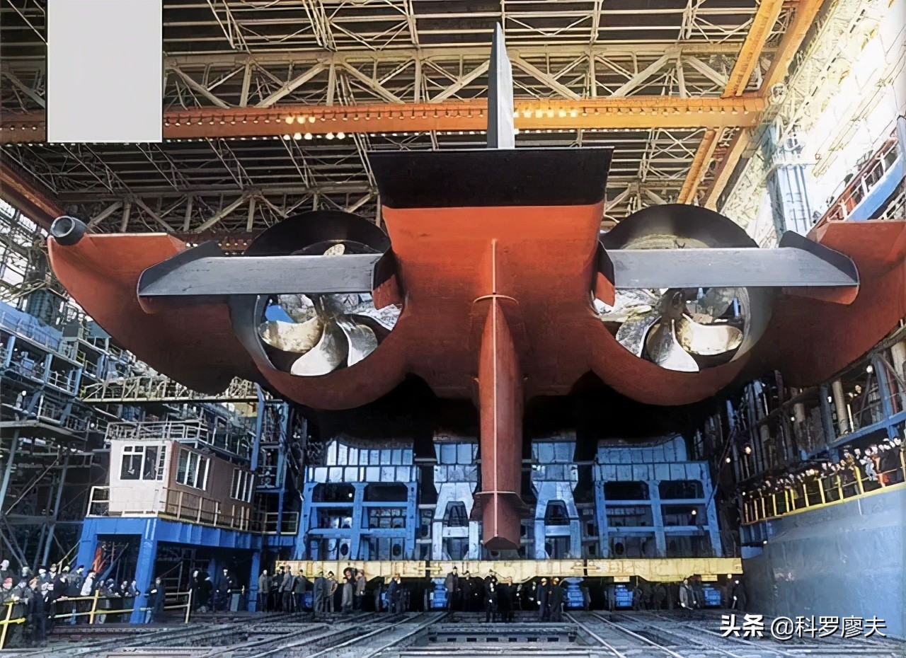 Behemoth of the deep sea: the world's first nuclear strategic submarine ...