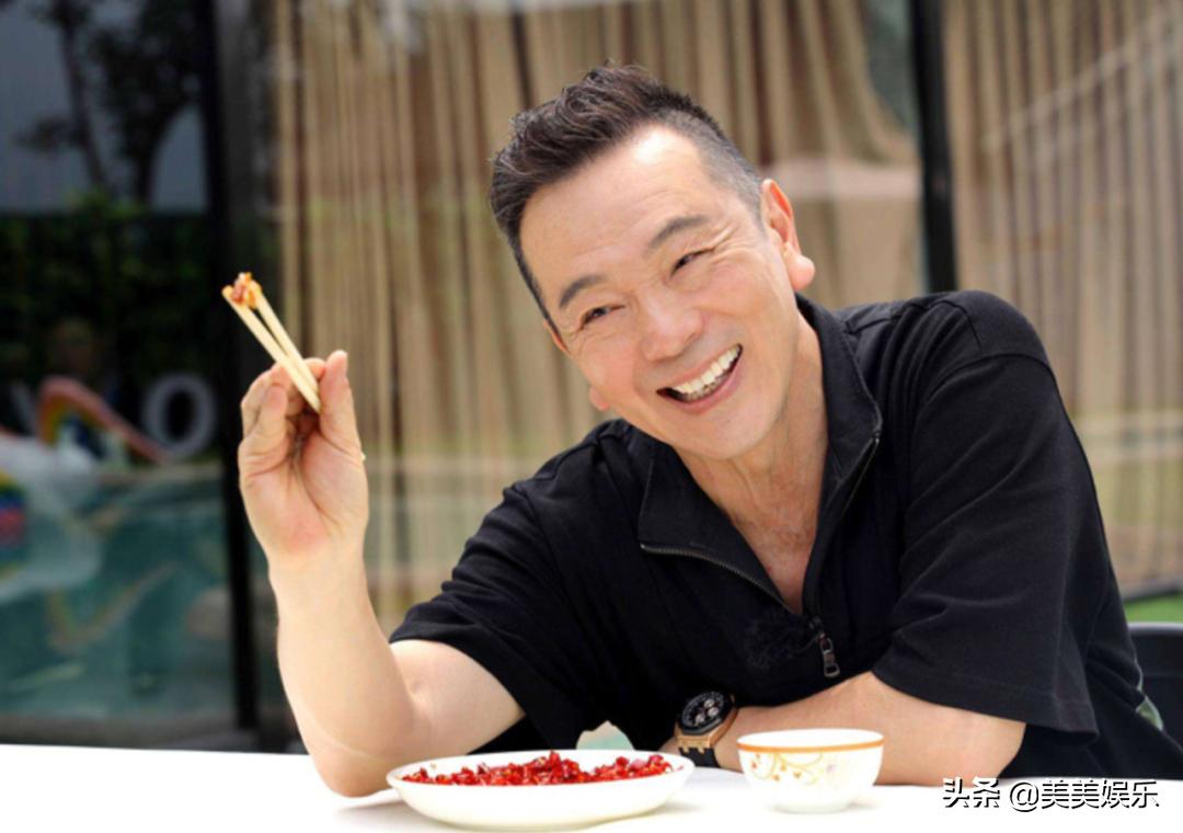 The 64-year-old "old opera bone" Zhang Chenguang was scolded and crying ...