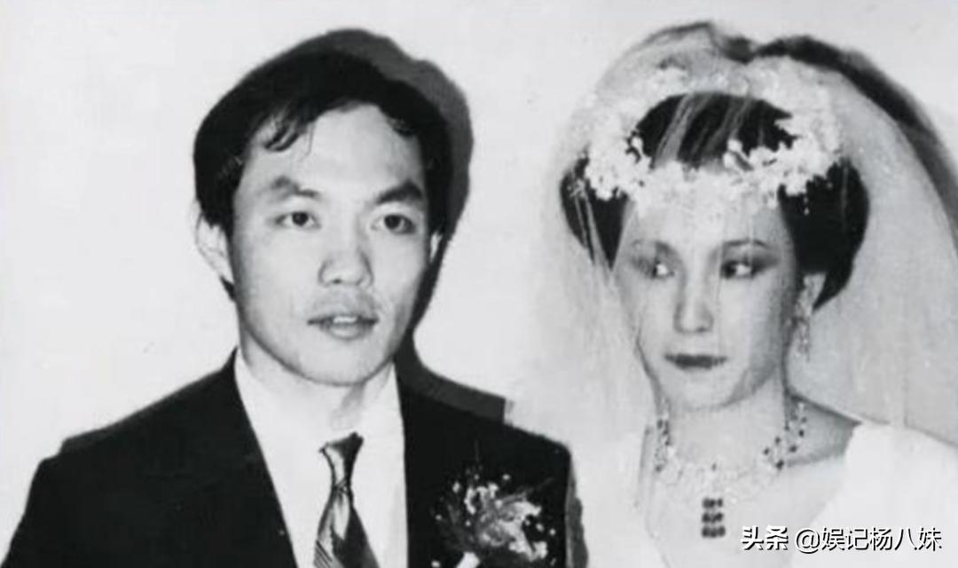 A precious group photo of the wealthy Huo family: Zhu Lingling's ...