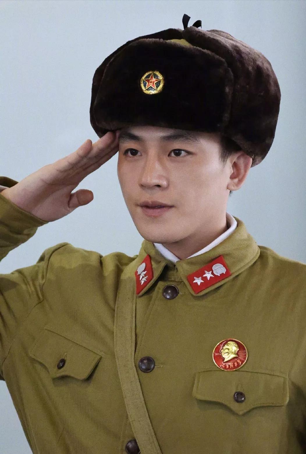 Lei Feng - iNEWS