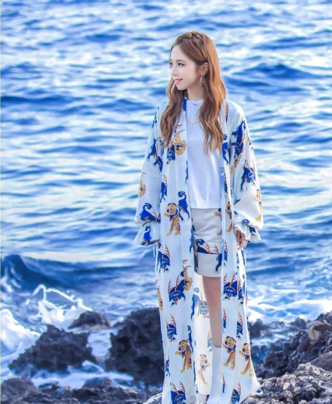 Deng Ziqi is on fire again!Many songs have been played over 100 million ...