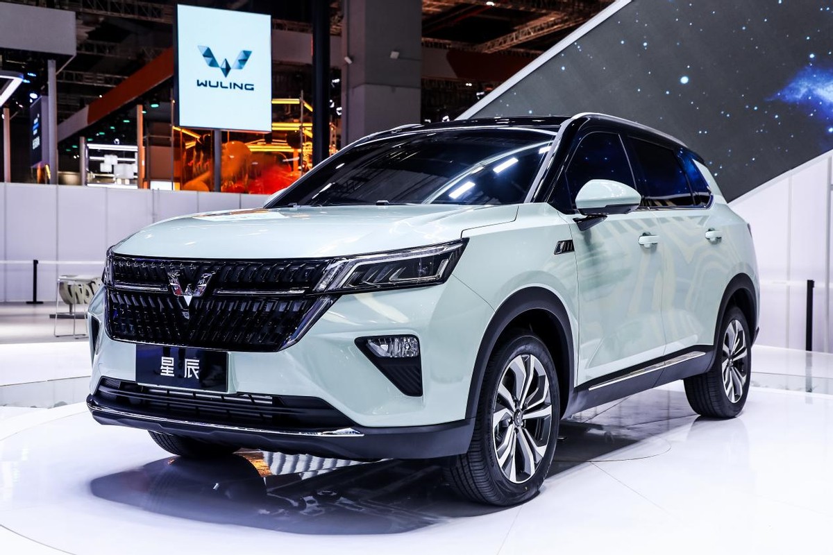 Wuling is also a silver-label car, named Xingchen, and uses the wing ...