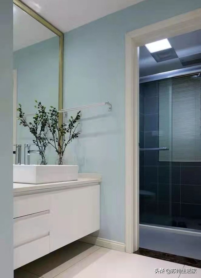 The wet and dry separation washbasin is moved outside, pay attention to ...