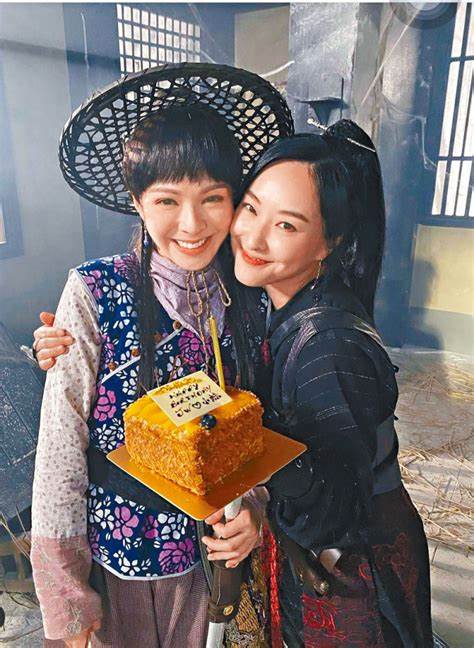 worry!Hong Kong actress Bao Peiru suddenly developed facial paralysis ...