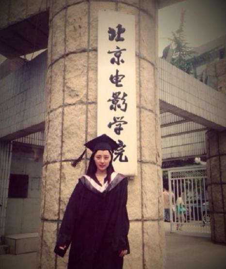 Wang Jiexi died 6 years ago. During his lifetime, "Ugly Girl Invincible ...