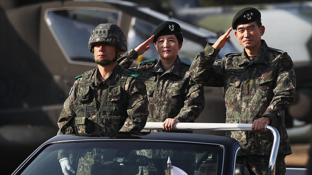 The first female Major General of the Han Jun, participating in the ...