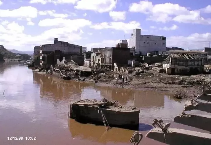 The most useless bridge in the world!As soon as a bridge was built on ...