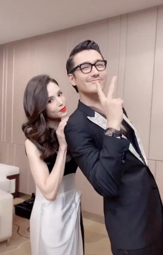 The older Li Ruotong is, the more unrealistic he is. After beautifying ...