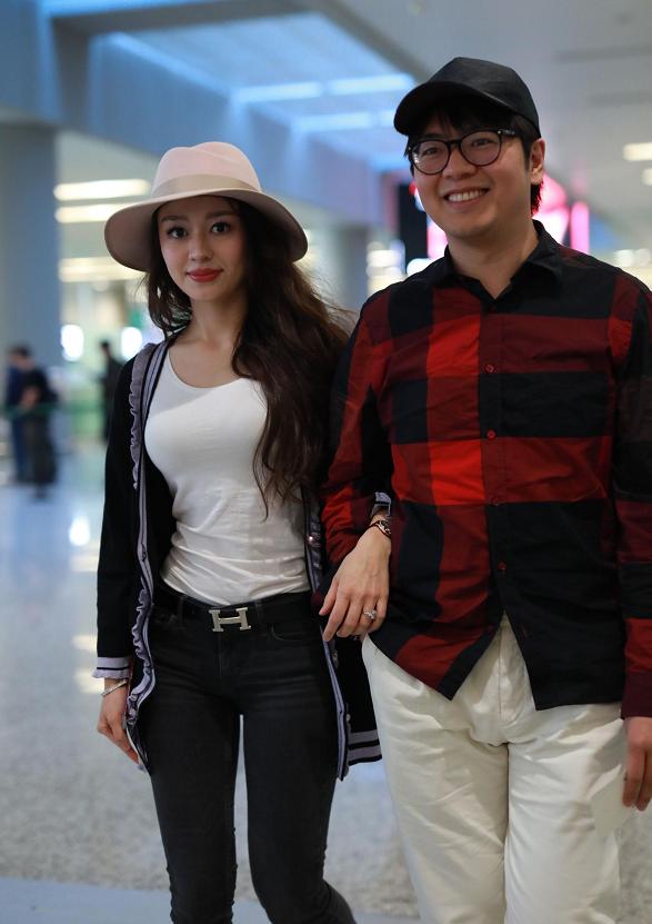 Gymnastics champion Wei Xiaoyuan has a good-looking face, a handsome ...
