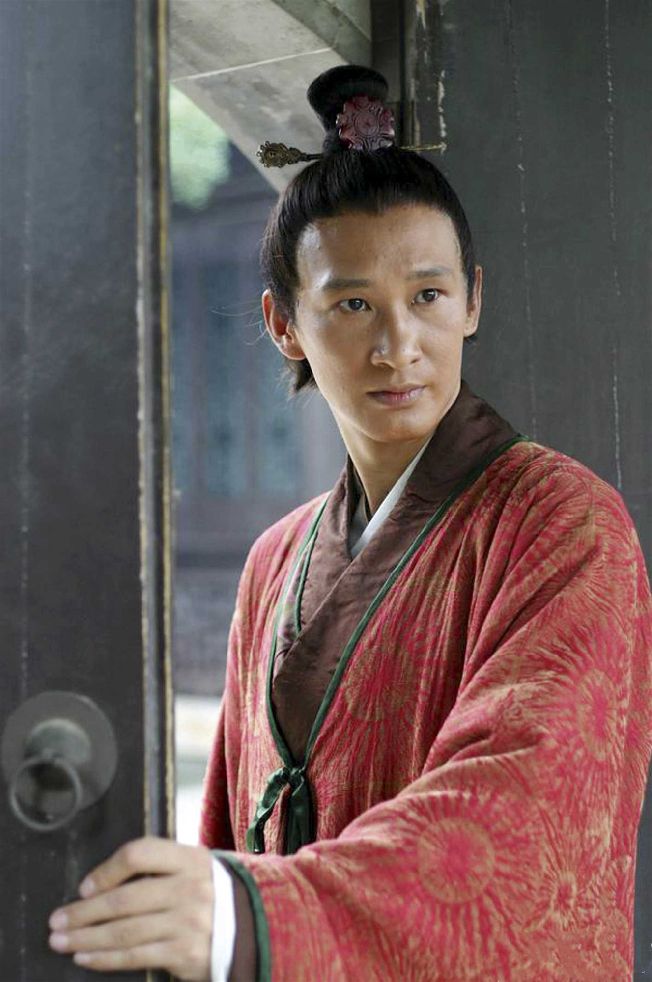 Jiang Jieshi's actor Wang Jinsong: Once impoverished and forced to ...
