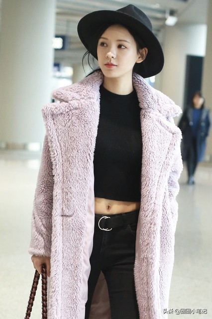 Entertainment highlights: Hua Chenyu, Qin Lan, Li Yitong, Zheng Shuang ...