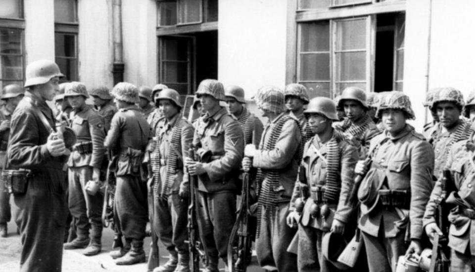 Yelniya Strikes Back: A bloody battle in the shadow of Kiev, Zhukov's ...