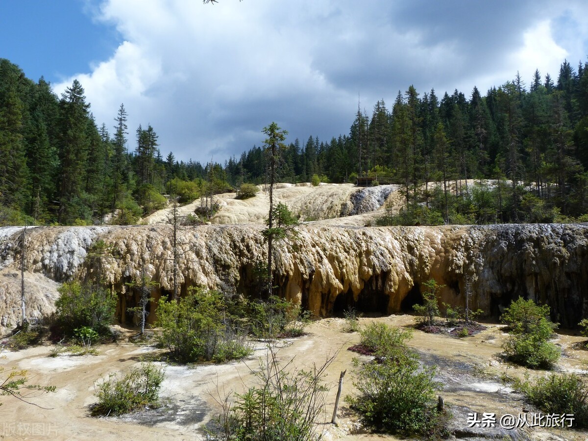 Huanglong, Sichuan, the beauty of Wucai Pond is amazing - iNEWS
