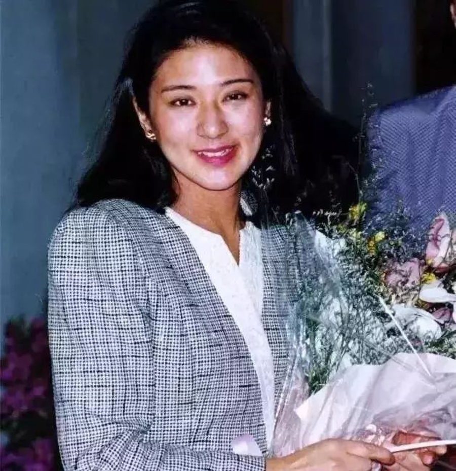 Empress Masako: A promising beautiful diplomat whose life came to an ...