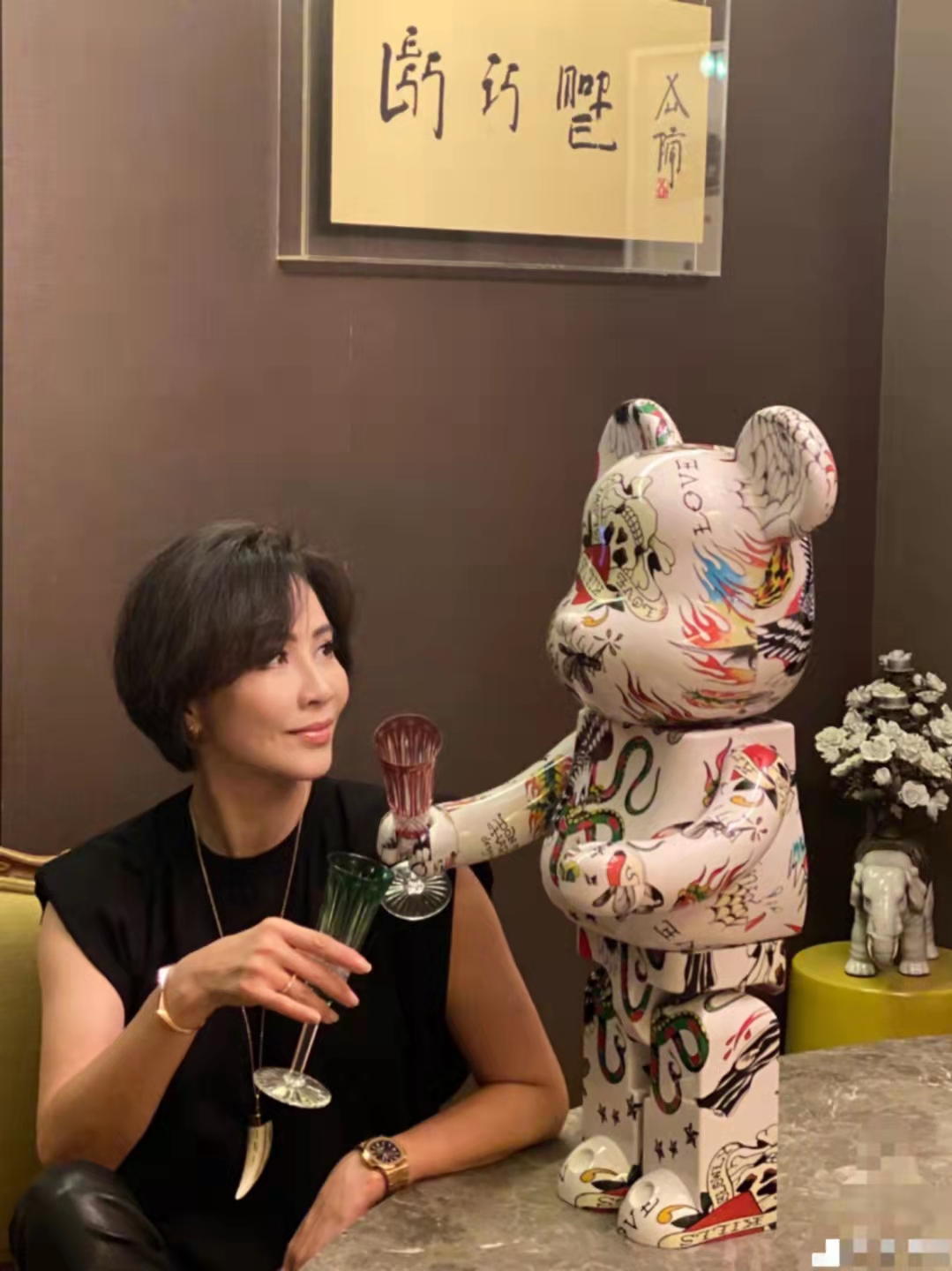 The interior scene of Carina Lau's mansion was exposed, showing his ...