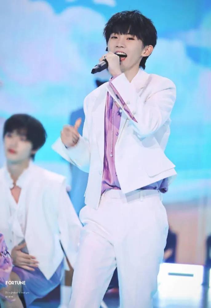 Ma Jiaqi of the beautiful TNT - iNEWS