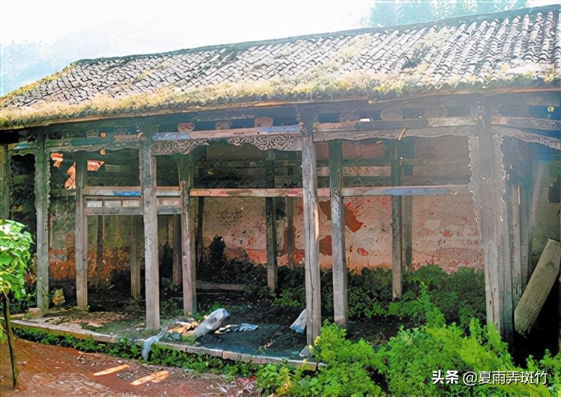 Modern Celebrities in Yunnan-Yuchi Dongxiao - iNEWS