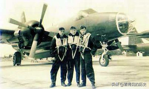 Old photos of Taiwanese spy planes from the famous black bat squadron ...