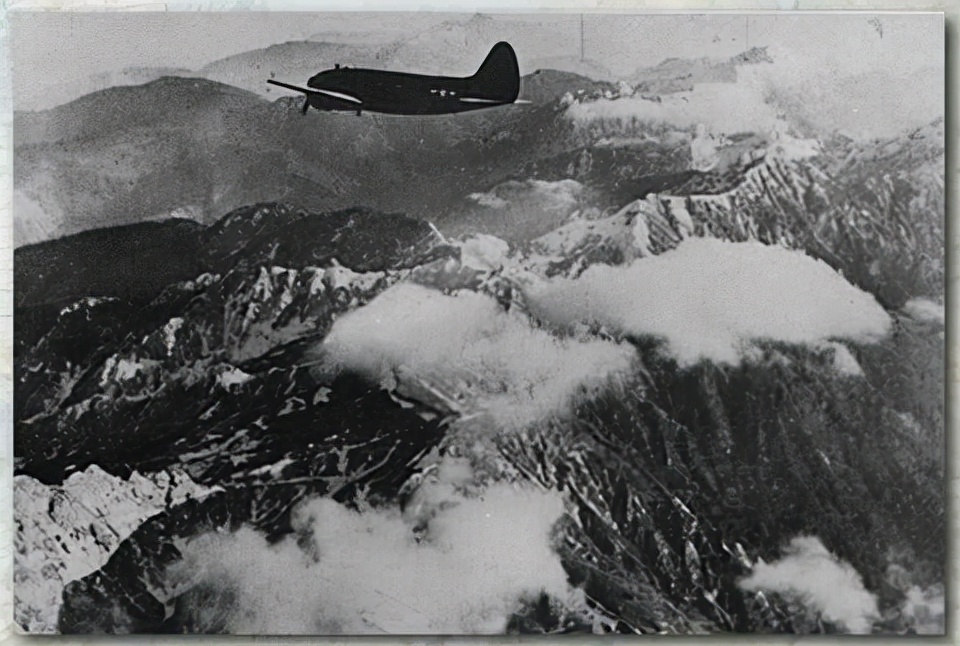 The thunder is rolling eastward-B29 China's battle history (1) - iNEWS