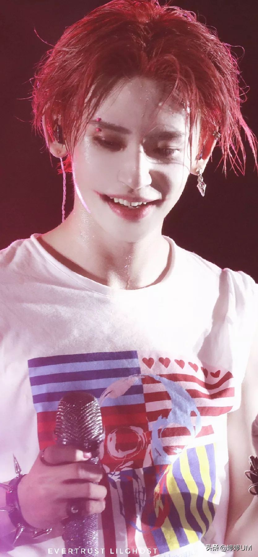 Little ghost Wang Linkai, such a handsome rapper can still sing love ...