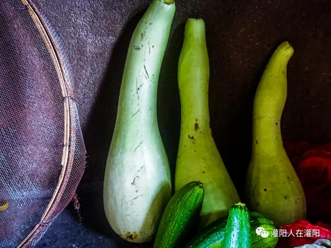 Bacon is paired with Hehua fish, how many times a year I have to taste ...