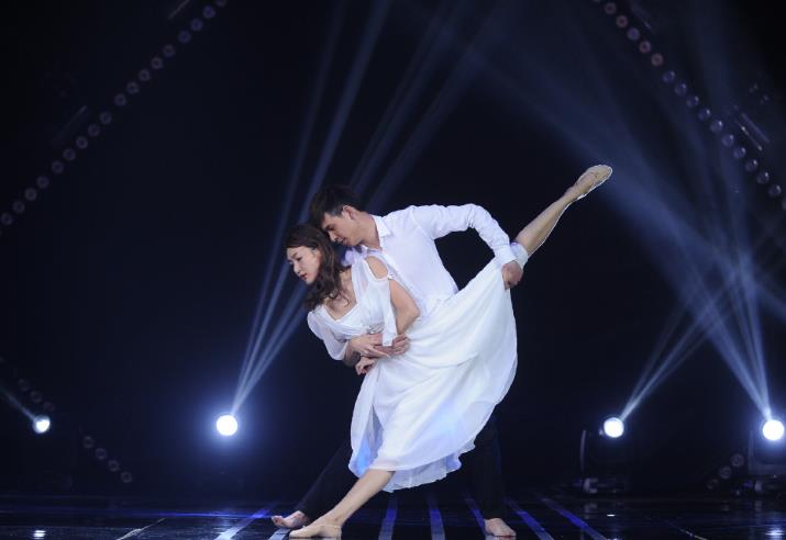 Yan Boya has beautiful photos. She has been married to Wang Hao for ...