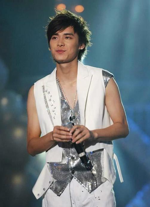 Fu Xinbo was once a smash hit, and now he is filming a variety show ...