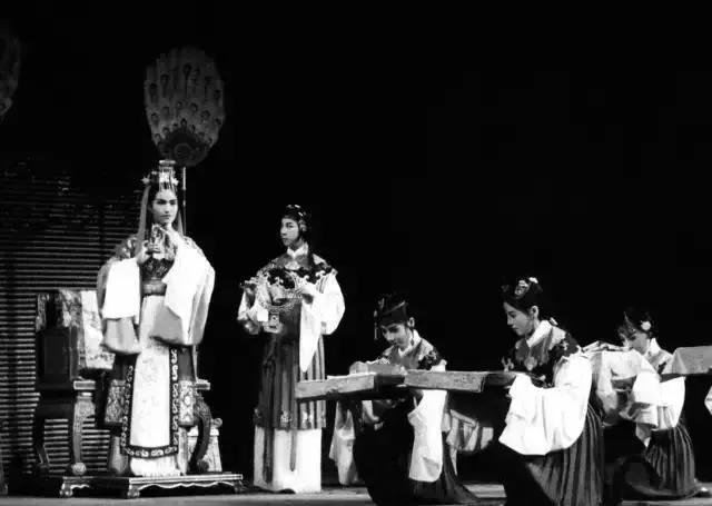 "Sister Lin" Wang Wenjuan passed away at the age of 95 - iNEWS