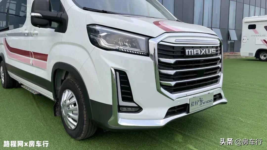 The original factory car is renewed-the Traveller V100 series, with a ...