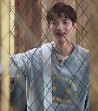 Really miserable escape NPC "Escape Room 3" output depends on shouting ...