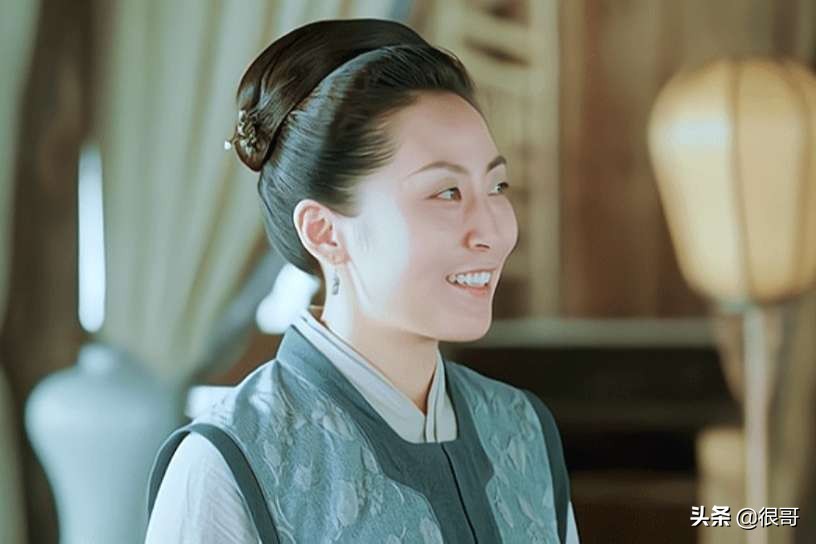 In Zhu Liqun's long song line, she plays Falcon's adoptive mother. She ...