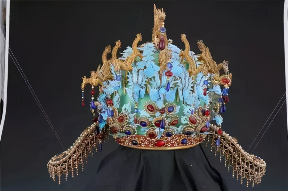 How beautiful is the ancient phoenix crown? After reading these 3 ...
