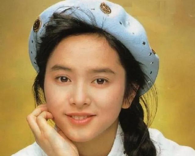 Ye Yunyi married the playboy Chen Bohao at the peak of 22 years old ...